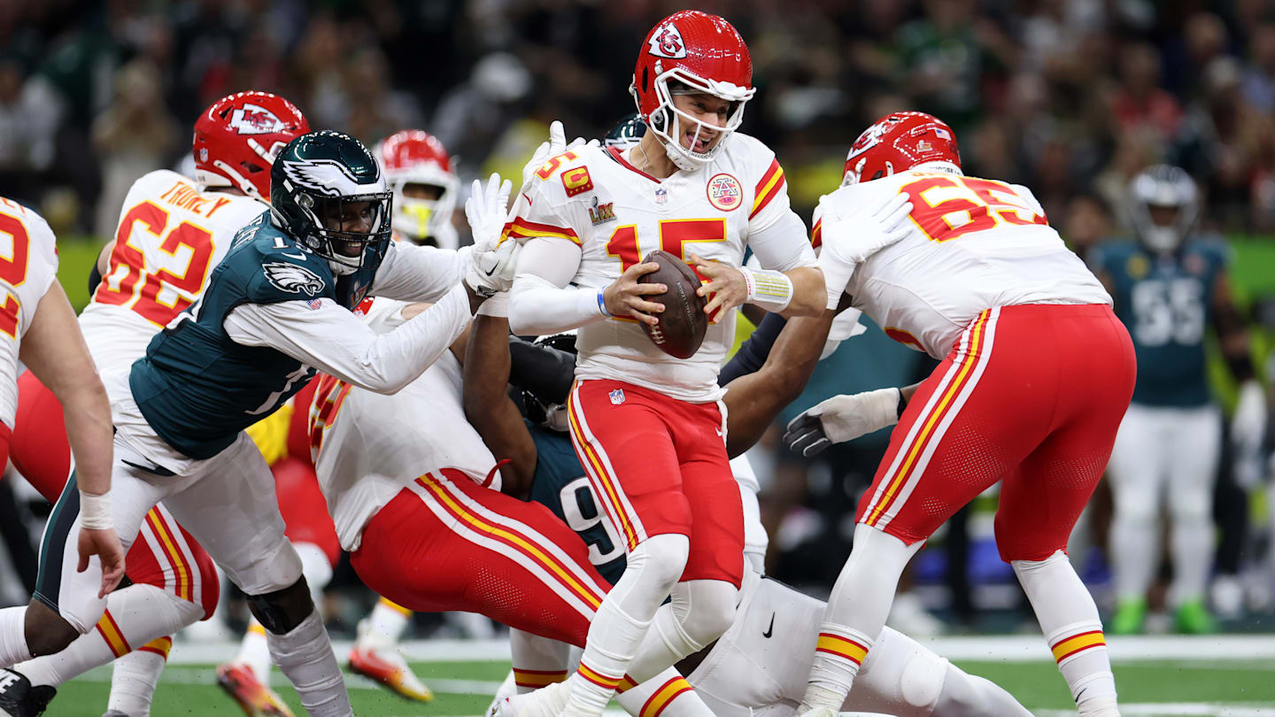 Chiefs finally fix Patrick Mahomes' tackle situation in NFL mock draft ...