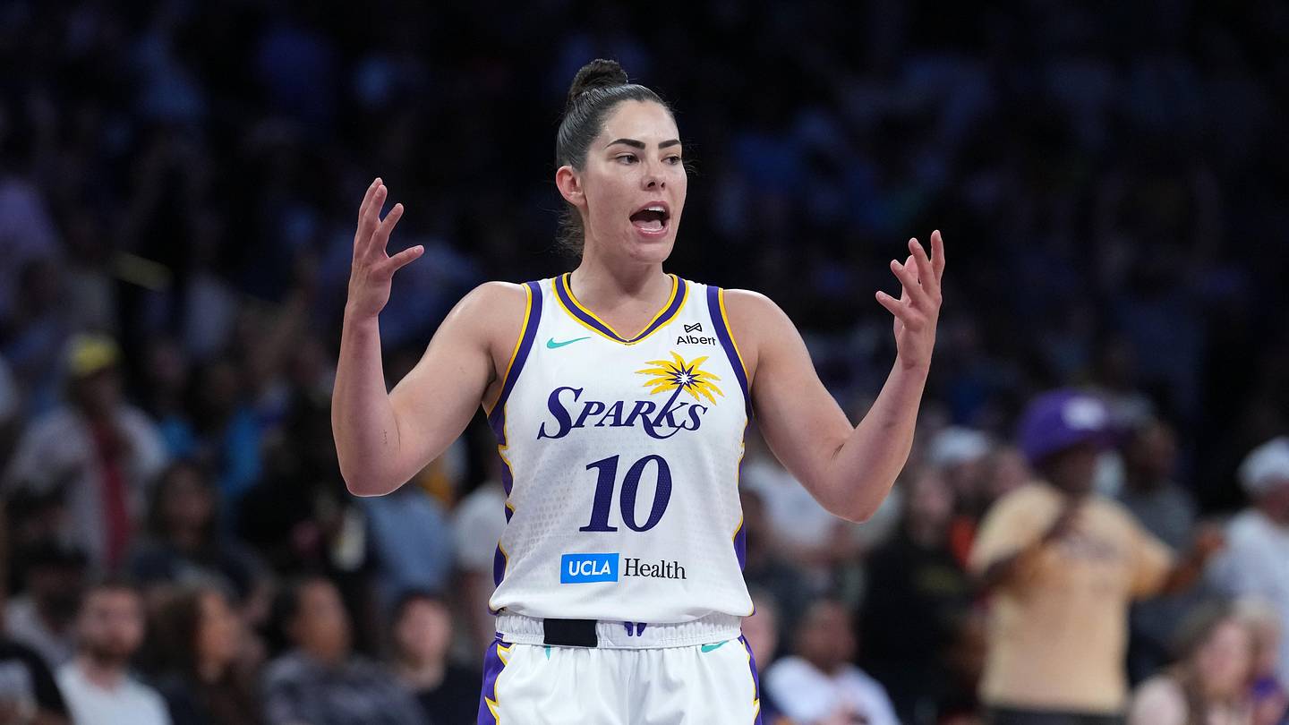 Kelsey Plum, Sparks Eliminated From WNBA Playoff Contention