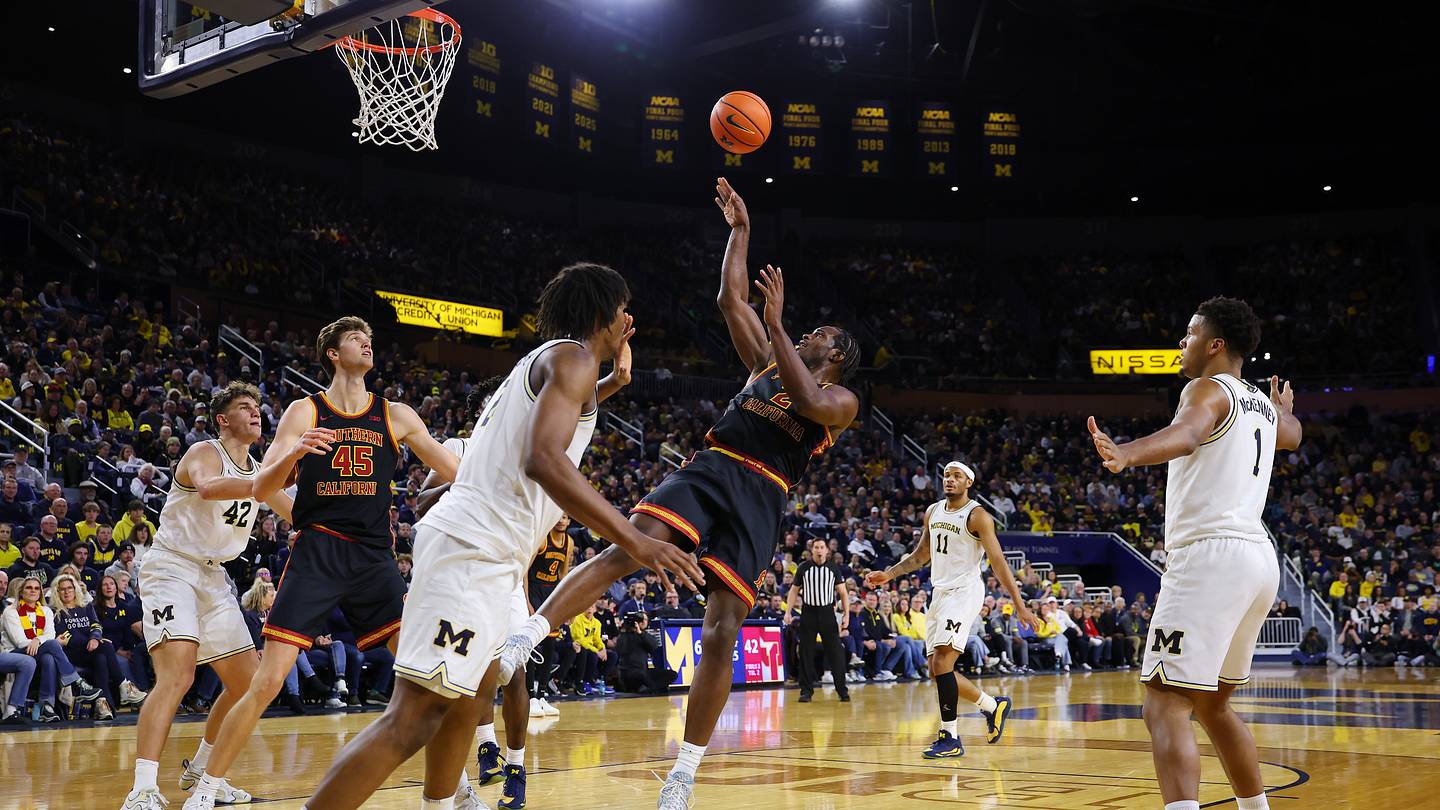 USC men's basketball gets nothing going on the road in blowout loss