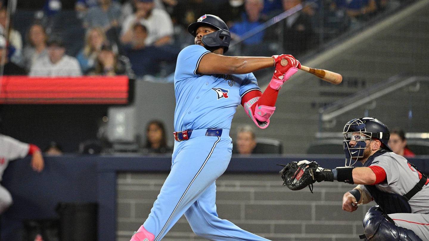 Monday is the Deadline For Toronto Blue Jays to Sign Vladimir Guerrero ...
