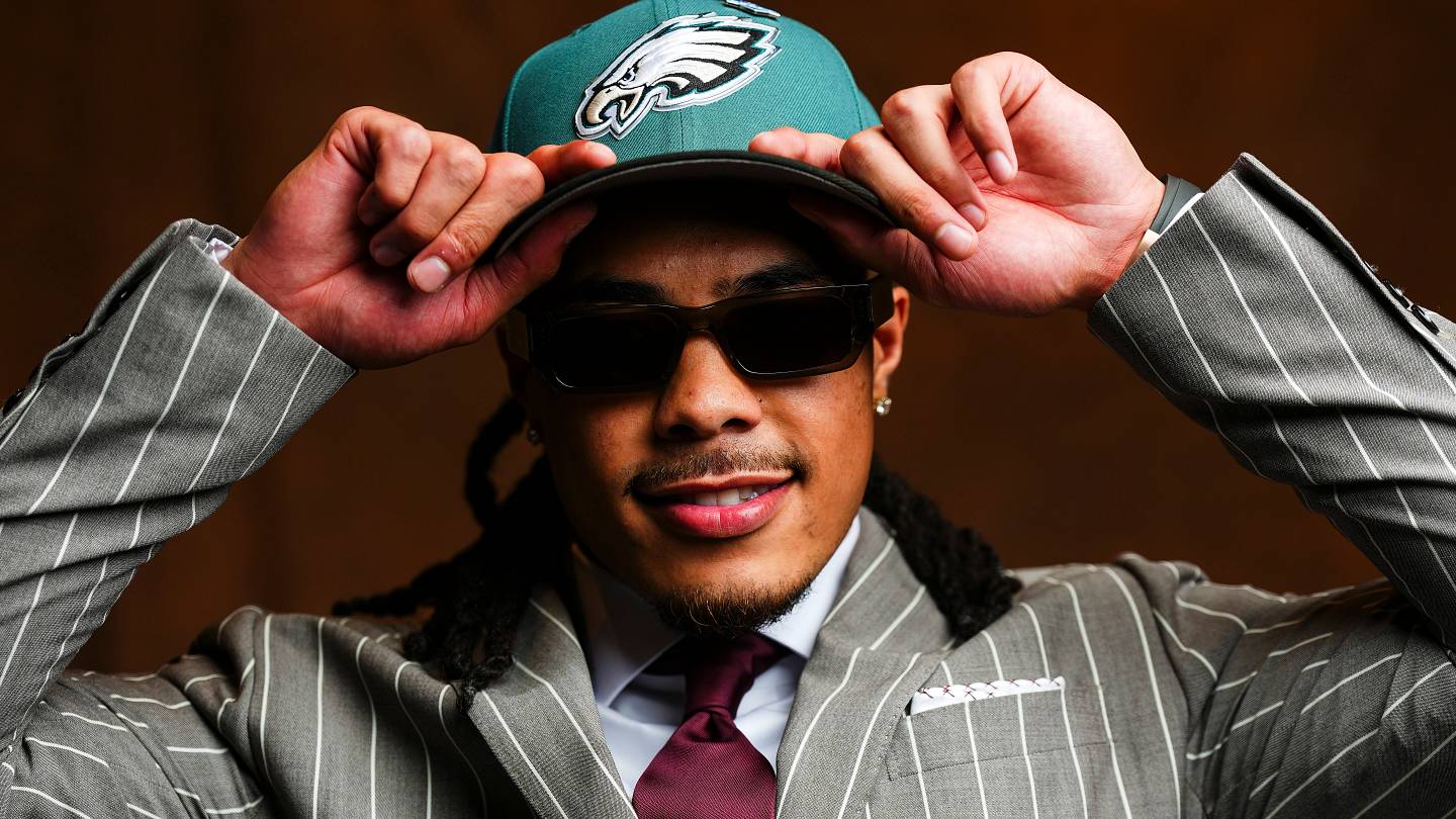 Eagles embarrassed themselves twice trading up for Makai Lemon