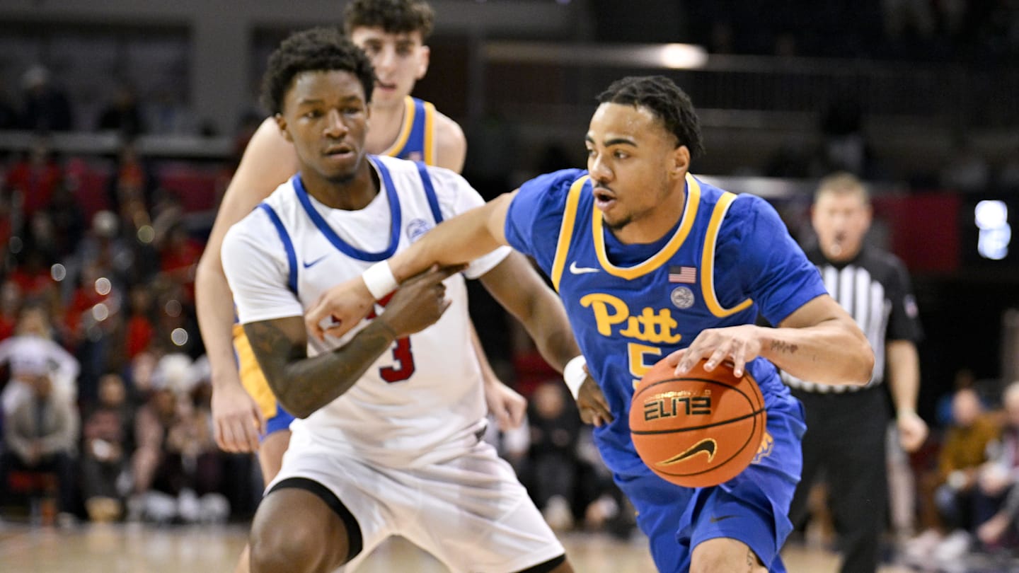 Pitt Suffers Blowout Defeat to SMU