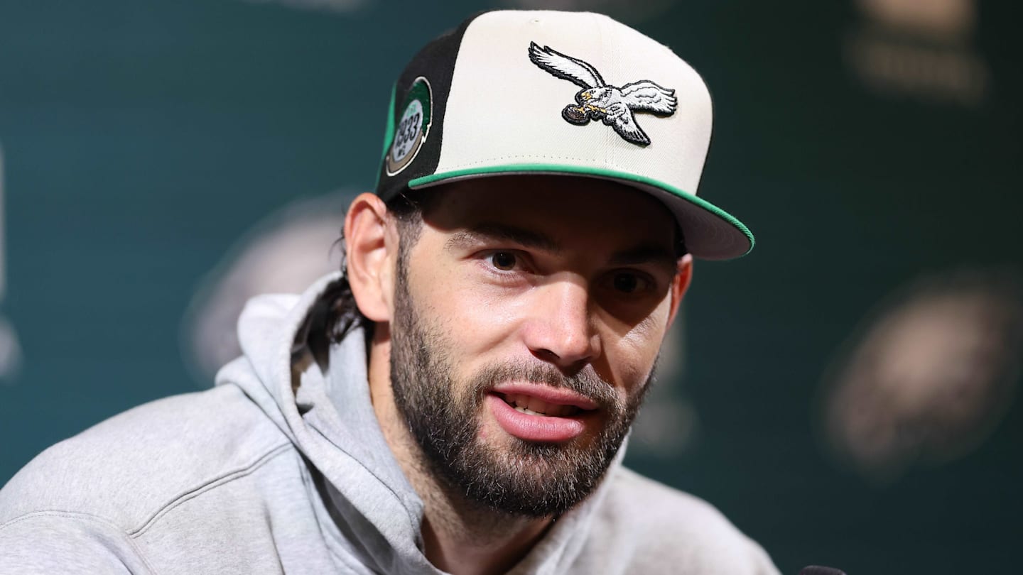 Eagles reporter's wild stat proves Eagles are better without Dallas Goedert