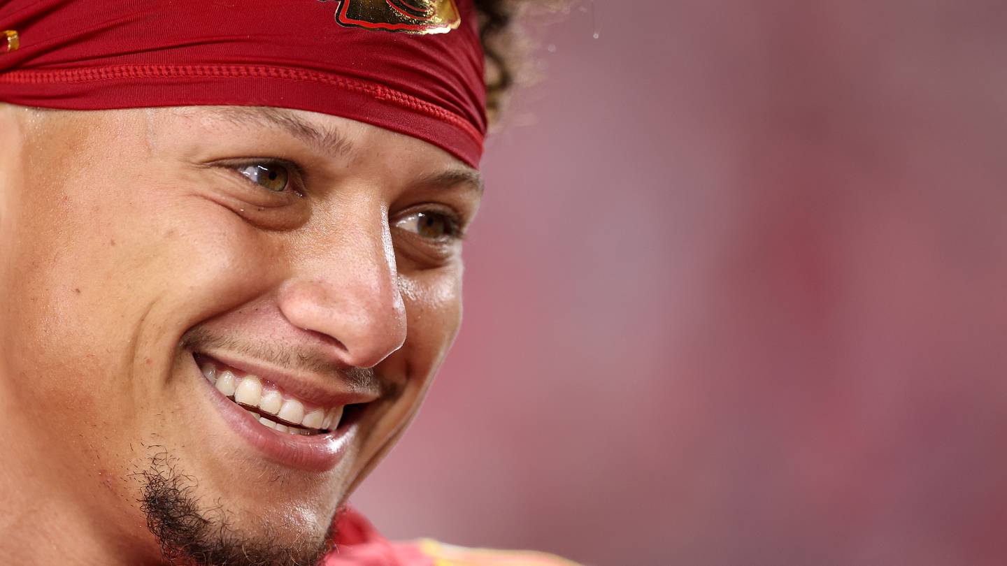 Patrick Mahomes named to Sports Illustrated 2024 Power List