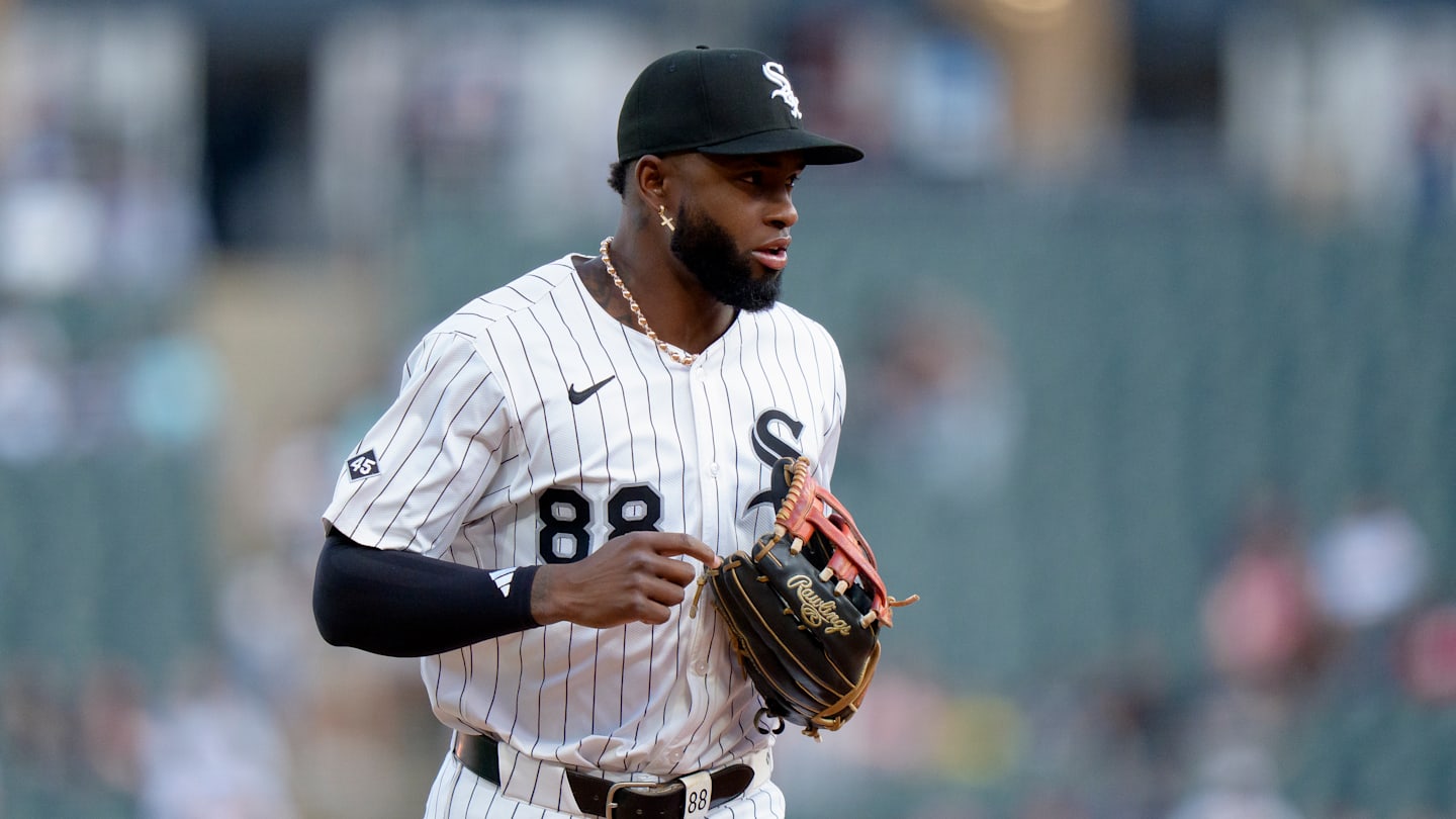 Reds latest roster moves all but guarantees White Sox won’t trade Luis ...