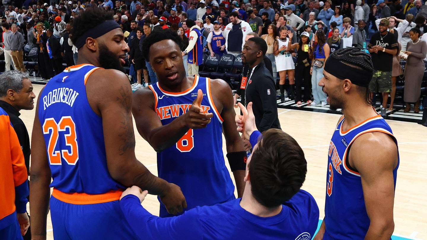Knicks Fans Want Starting Lineup Change