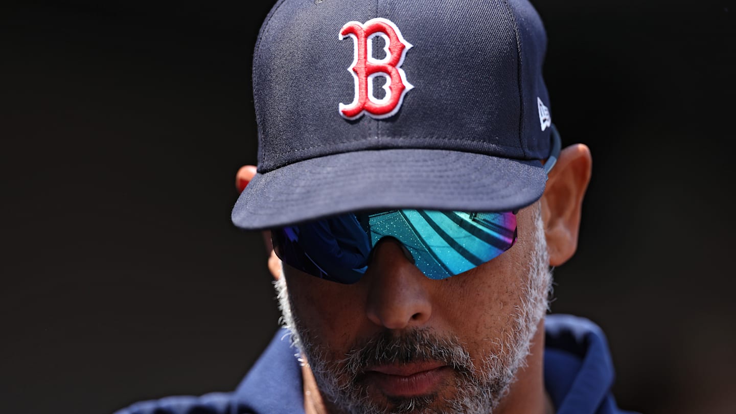 Red Sox insider hints Alex Cora could land with contender after 2024