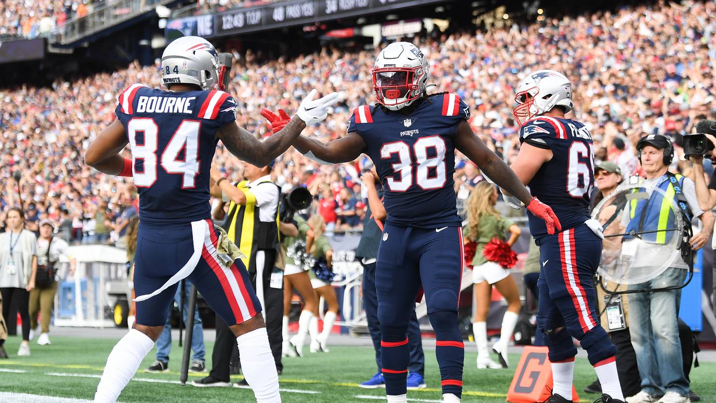 Do the Patriots have any guaranteed wins on their 2023 schedule?