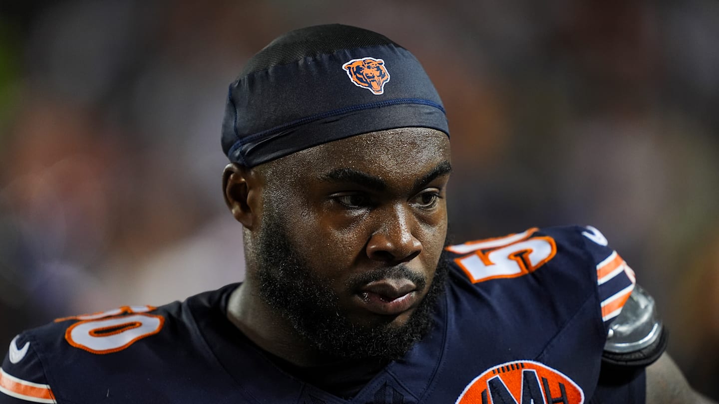 Grady Jarrett ruthlessly calls out Bears defense after blowout loss to ...