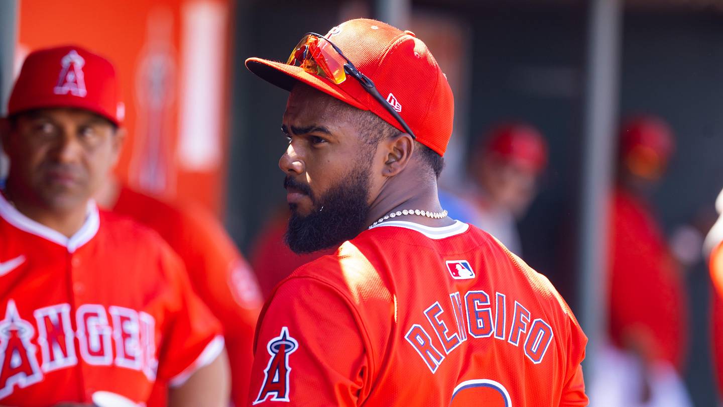 Luis Rengifo injury could add these two non-roster invitees to LA ...
