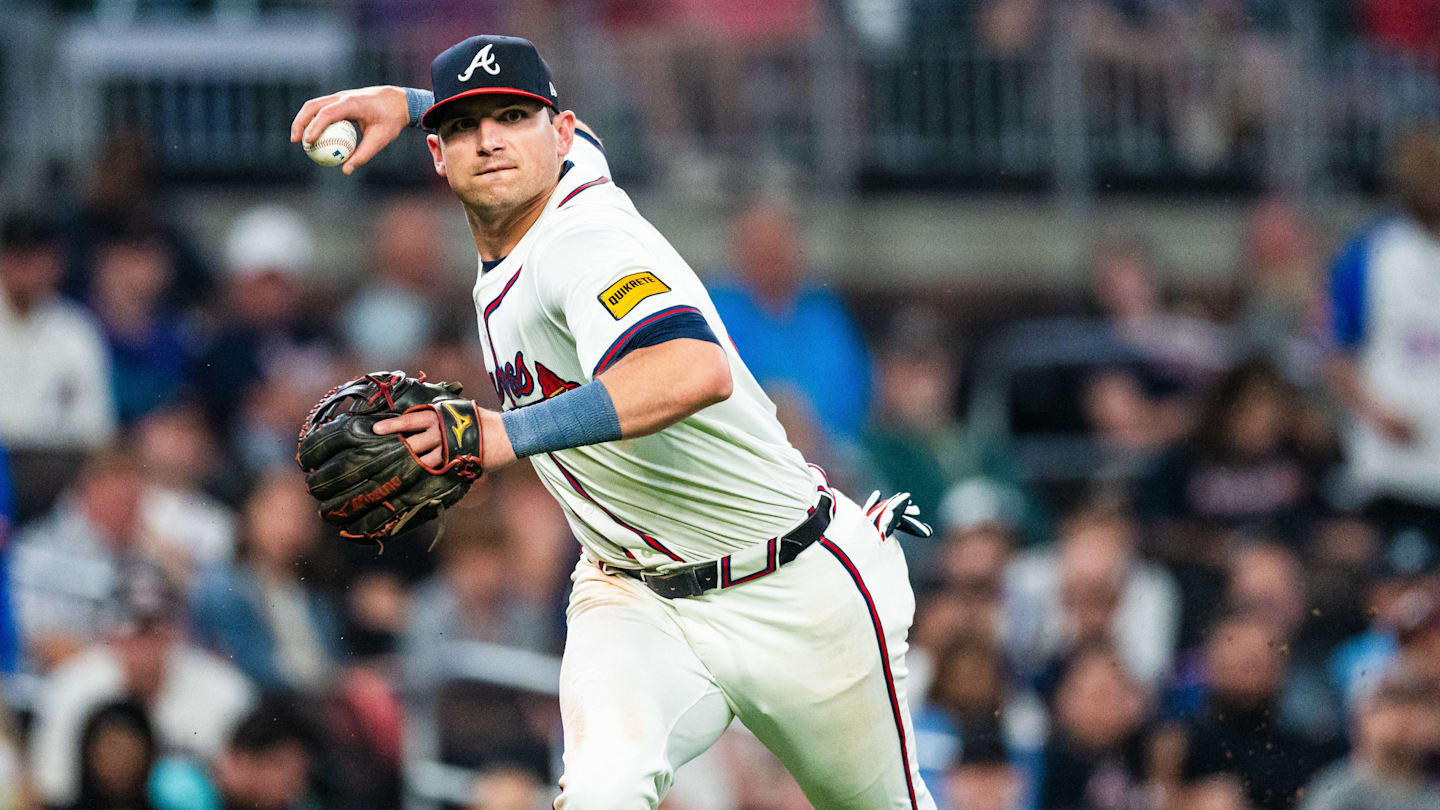 Braves' defense adding more fuel to the fire during frustrating losing streak