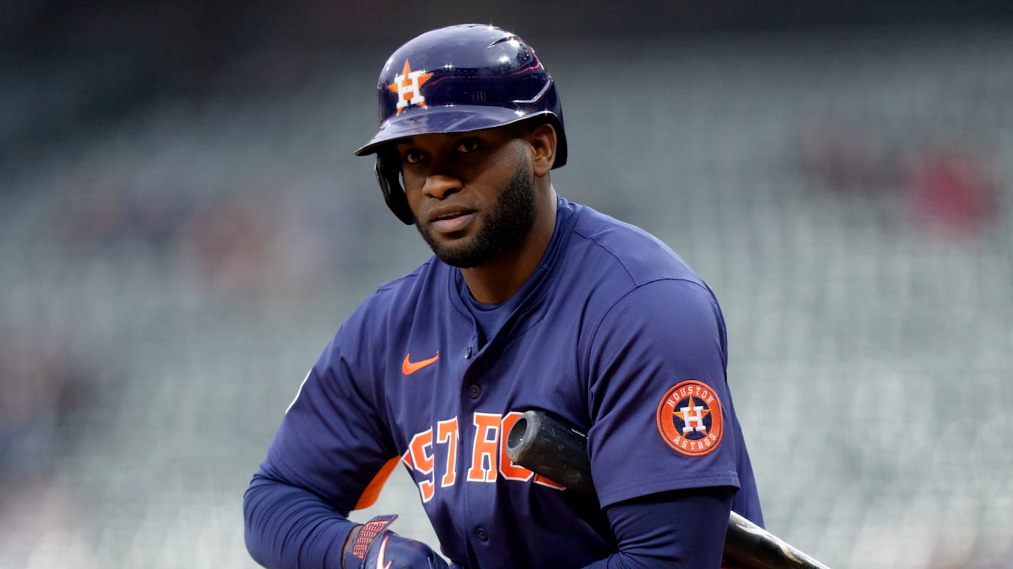 Latest Yordan Alvarez injury update should have Astros fans concerned