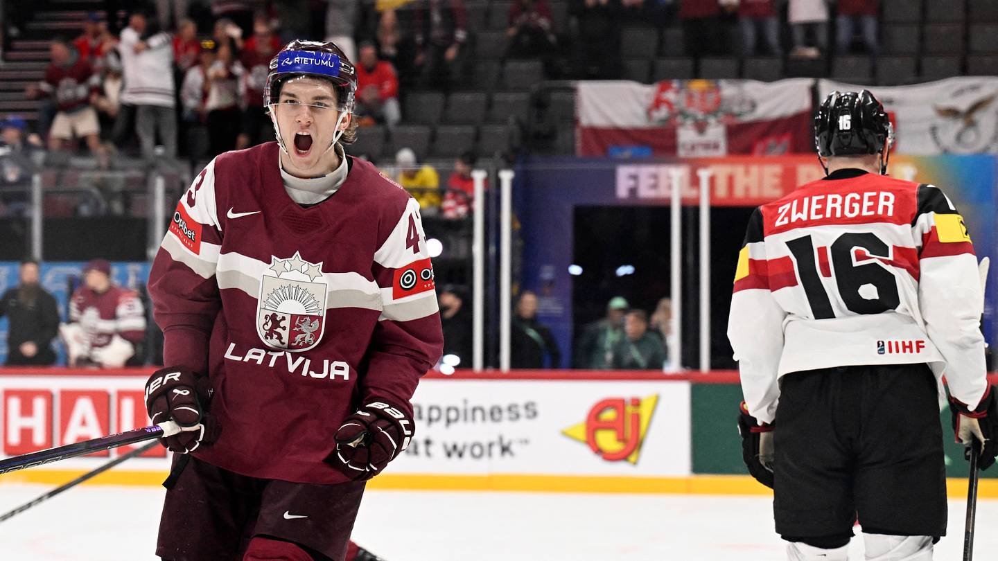 Canucks atone for old mistake with Anri Ravinskis signing