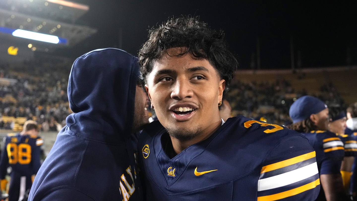 $1.8 Million QB Named Best Freshman Quarterback in College Football