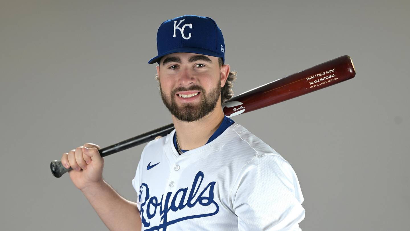 MLB's Jim Callis names Royals catching prospect as candidate for top in ...