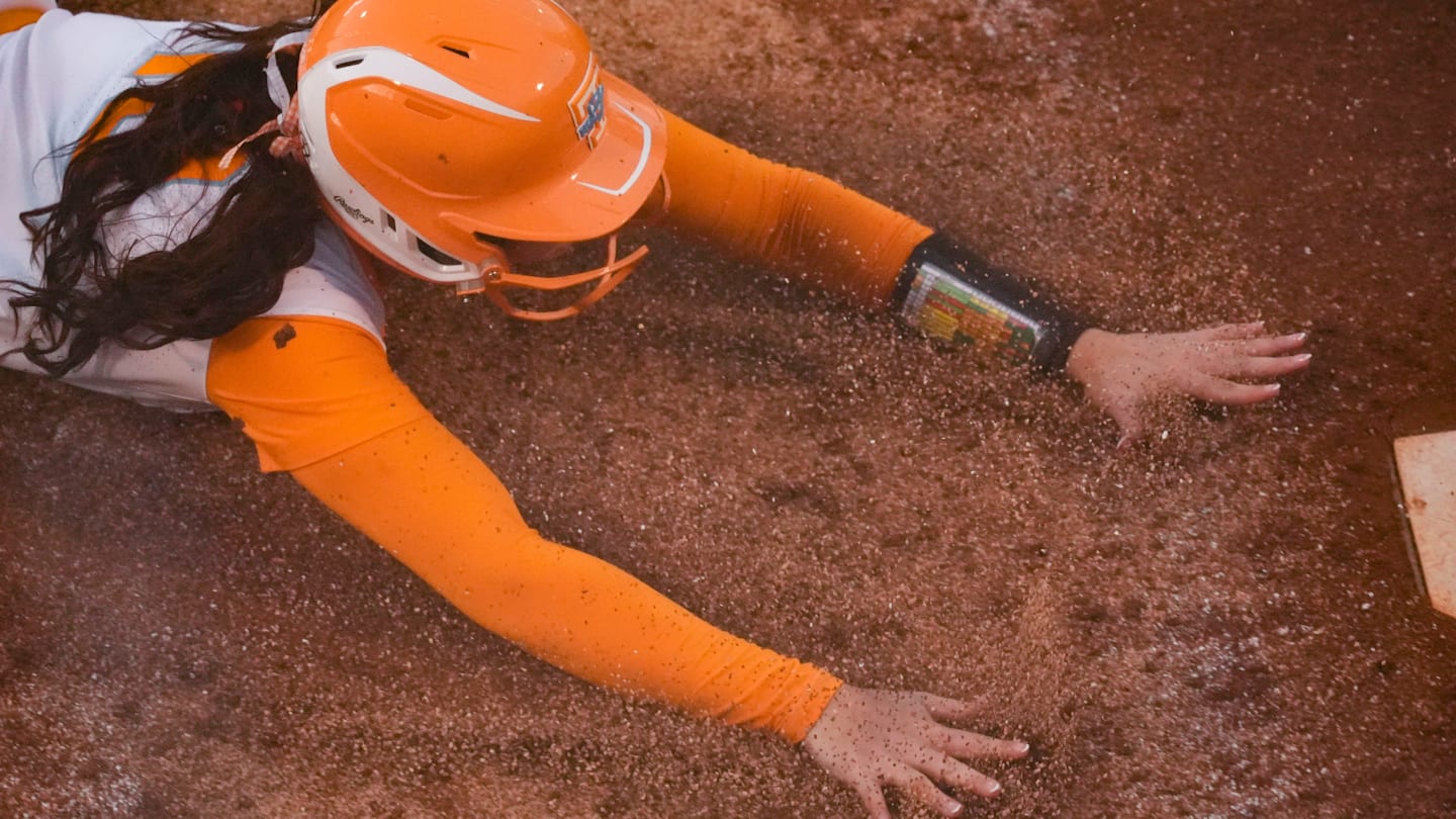 2026 NCAA Division I Softball Tournament: Bracket, Schedule & Updates