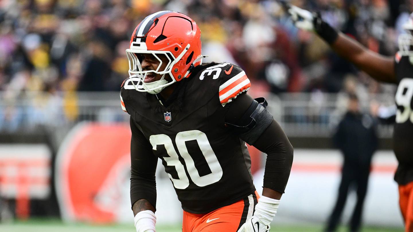 Grading the Bears' $30 Million Agreement With Linebacker Devin Bush