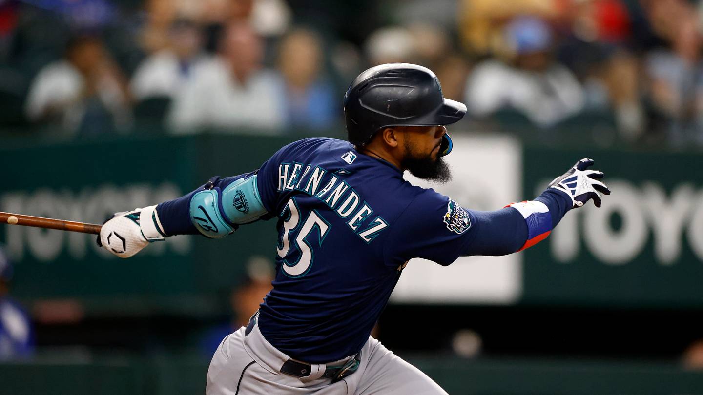 Mariners' Teoscar Hernández trade immortalized as all-time bust by ...