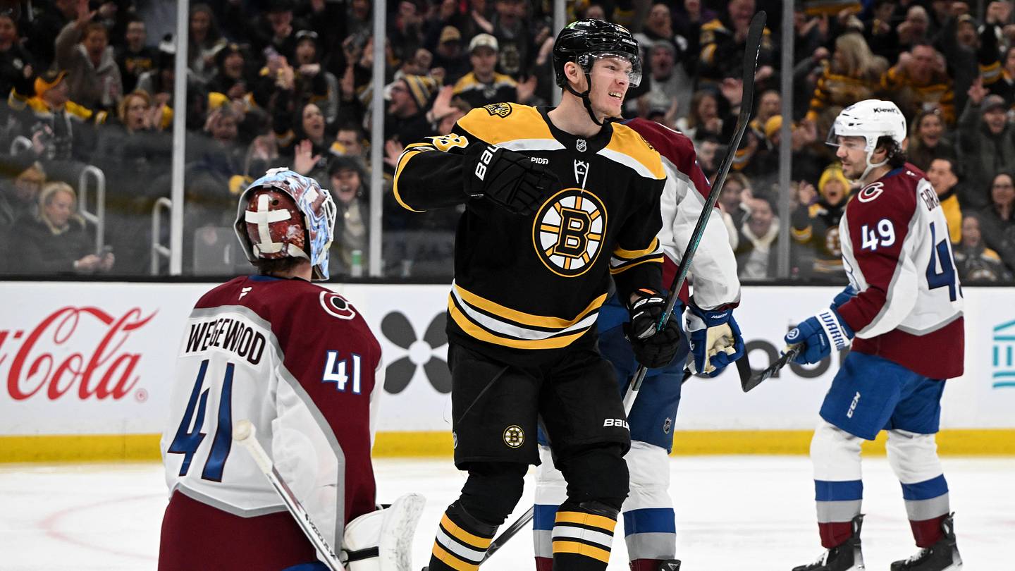 Boston Bruins beat Colorado with a three-goal third-period Avalanche