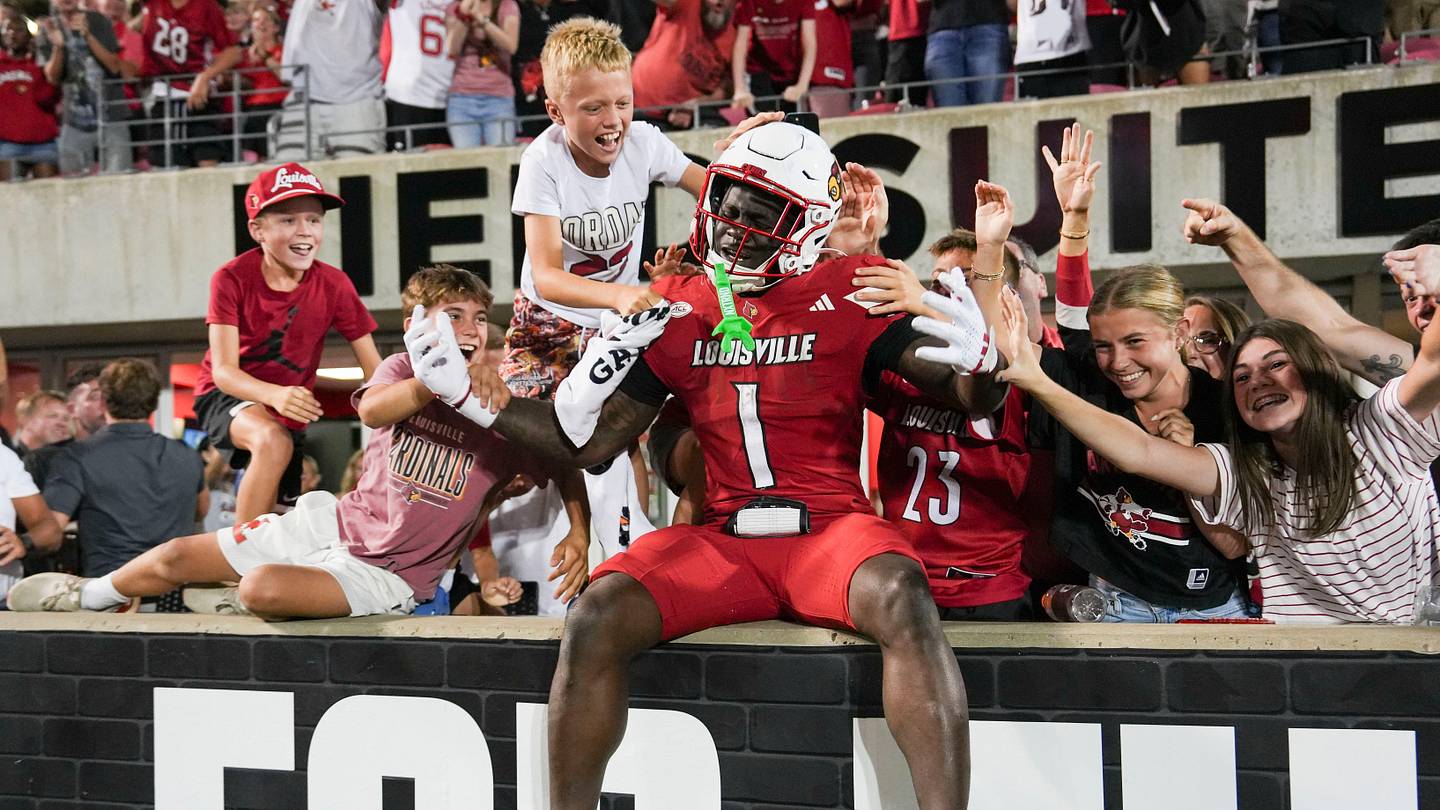 Louisville football fans erupt as ACC Title dreams soar after Clemson’s ...