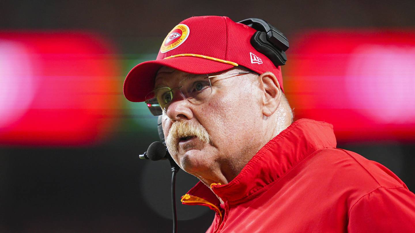 Andy Reid Announces Kareem Hunt Plan in Week 3 vs. Falcons