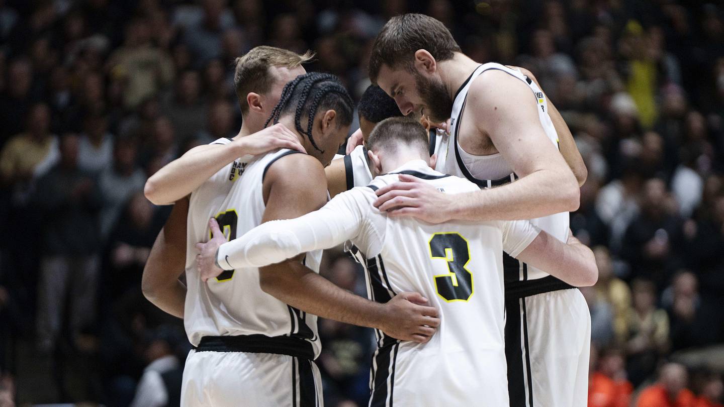 Why Purdue Fans Shouldn't Panic After Back-to-Back Losses to UCLA, Illinois