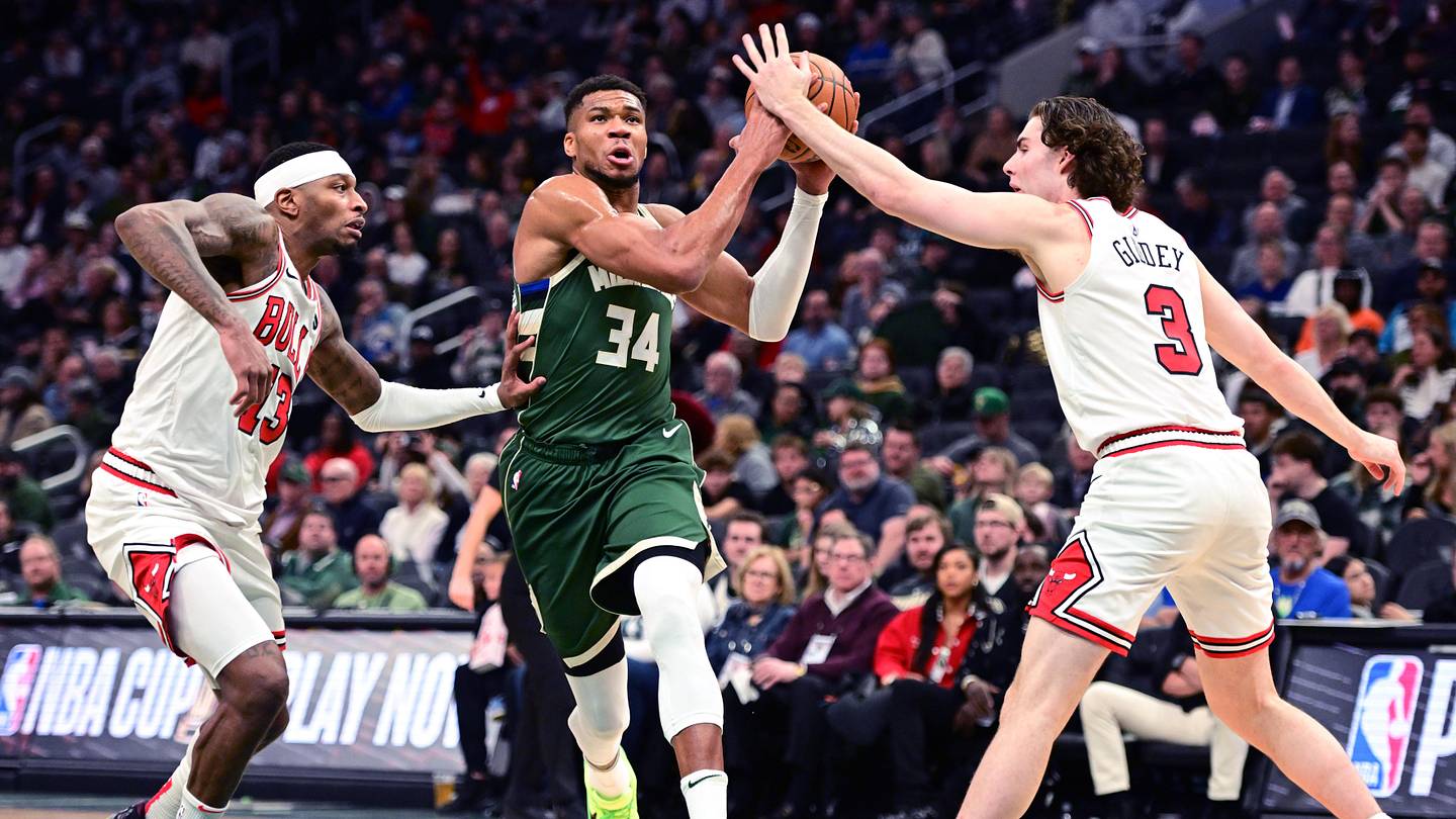 Giannis Antetokounmpo's Latest Post Has NBA Fans Buzzing About Future