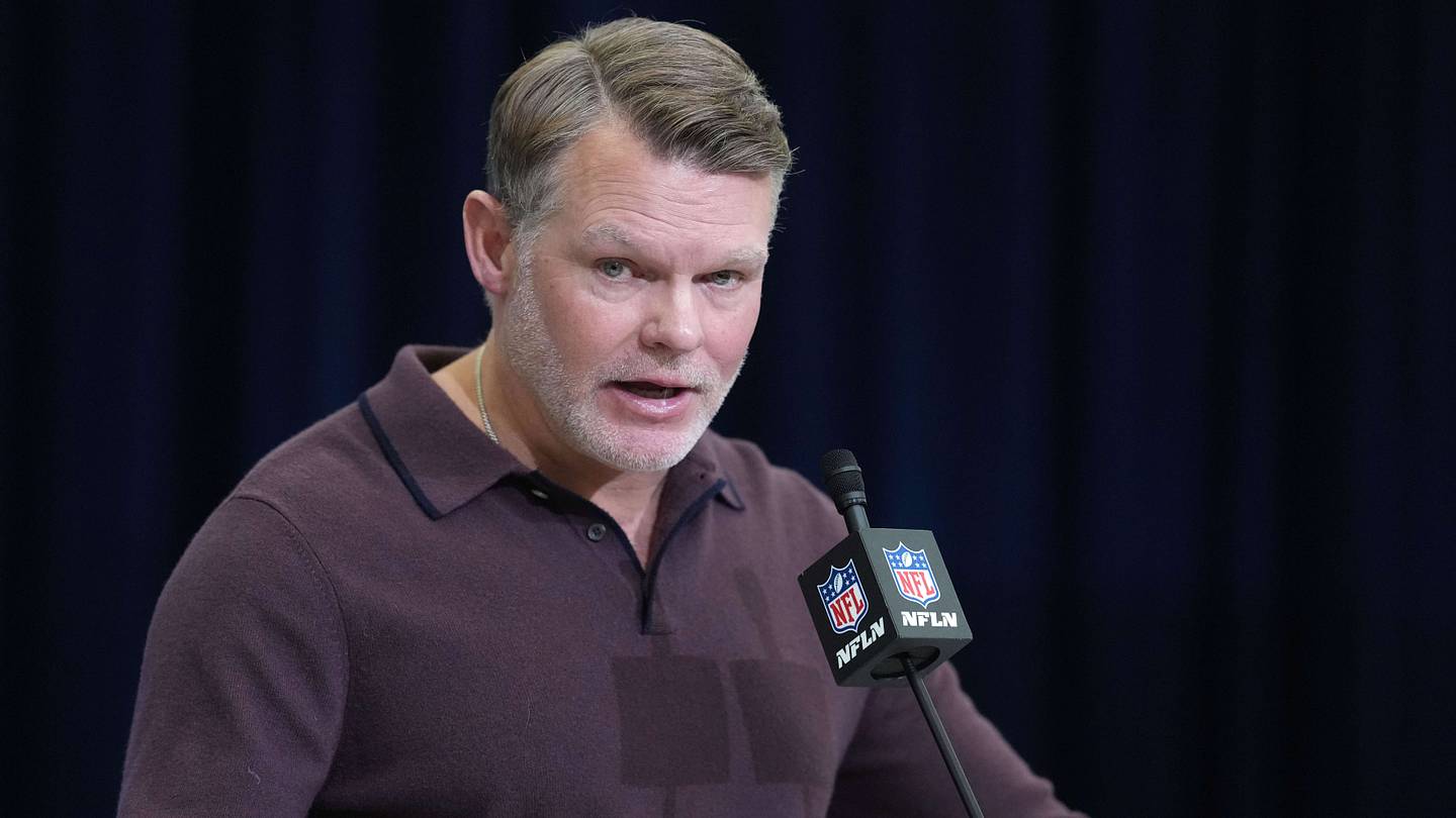 Does Chris Ballard See Future for Anthony Richardson Sr. With Colts?