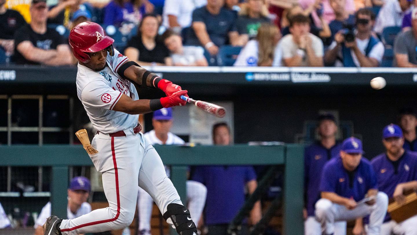 Justin Thomas' hot hitting earns him final baseball Razorbacker of the Week