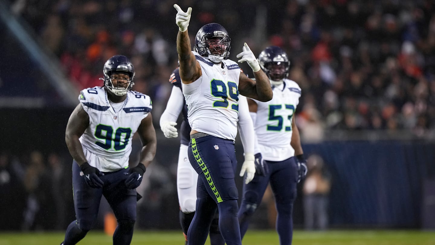 Seahawks cut fan favorite in 53-man roster prediction entering training ...