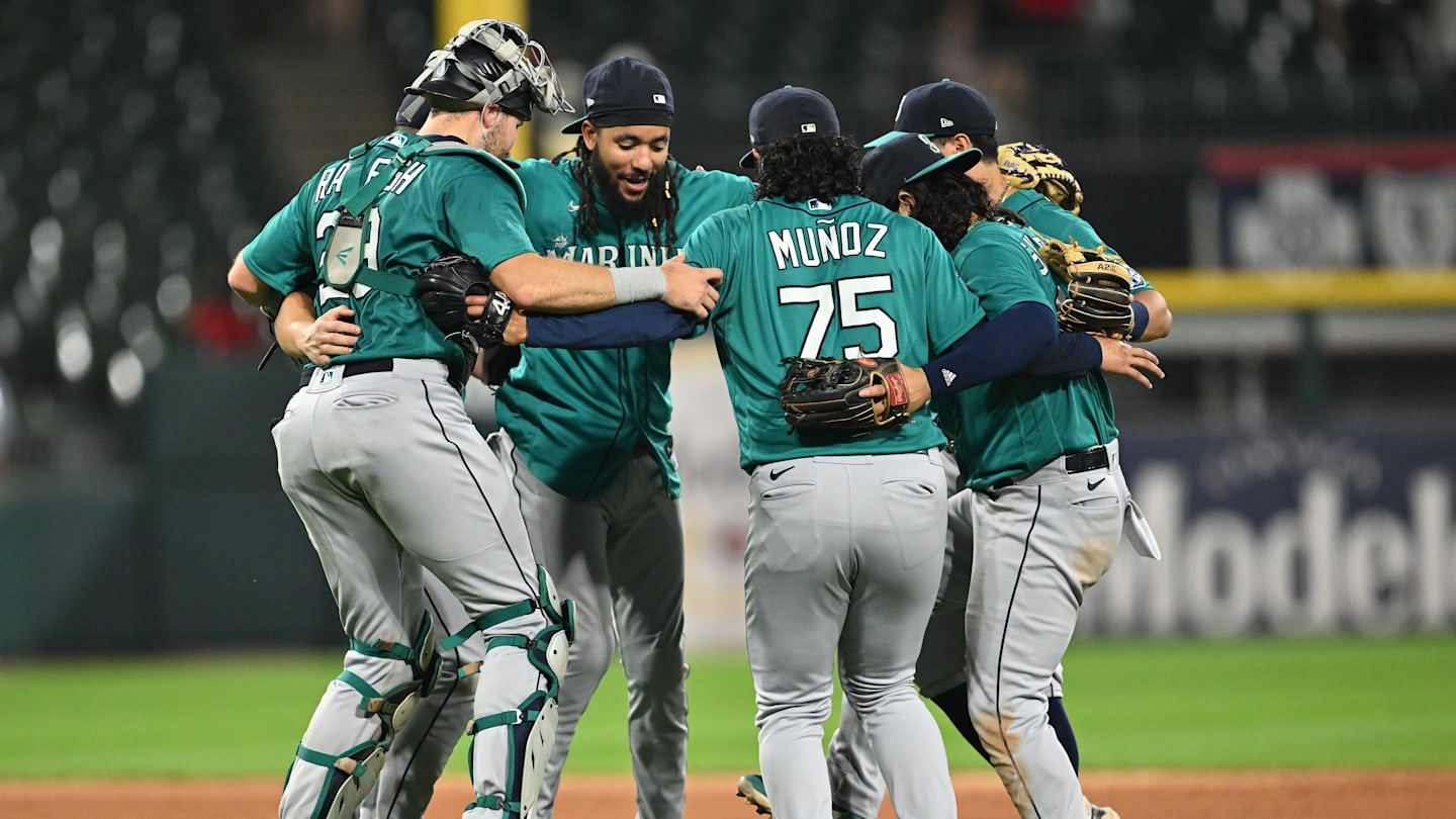 How to watch Mariners games on TV in 2025 with & without cable: Full ...