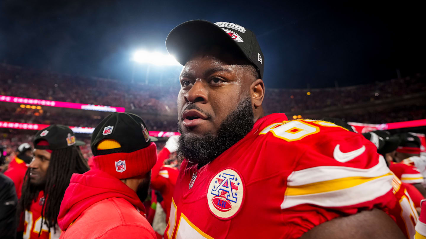 Brett Veach's update on Trey Smith negotiations should put Chiefs ...