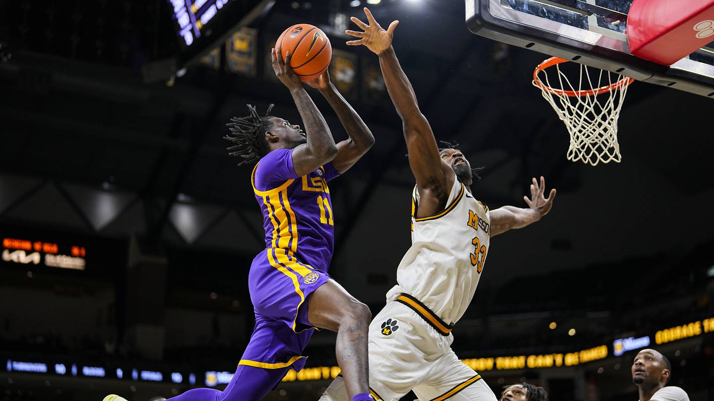 Defensive Impact of Josh Gray Highlighted in Conference Play