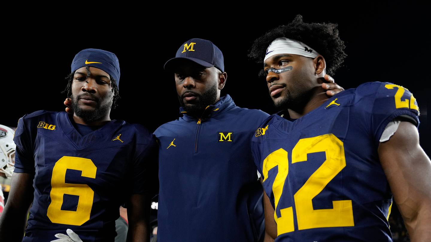 Michigan defender backs teammate on targeting call: 'It's football, I'd ...