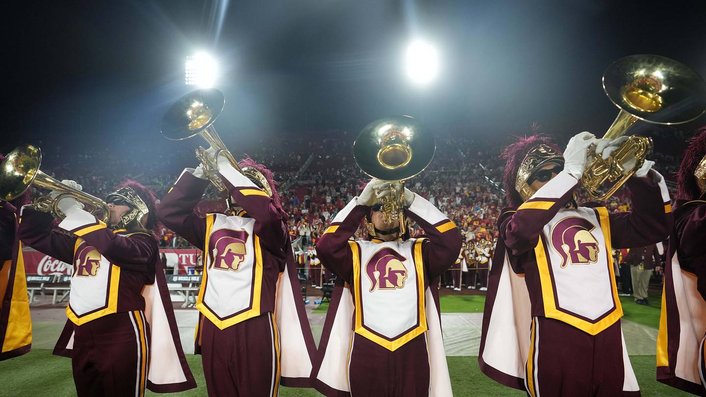 Devastating USC Football Rush End injury opens door for Korey Foreman