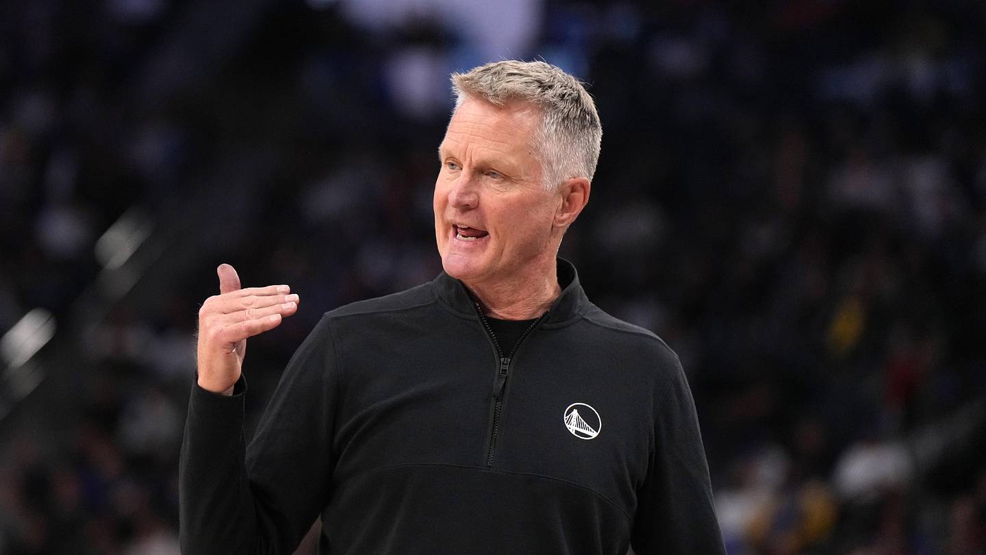 Steve Kerr's Honest Statement After Warriors Lose 5th Straight Game