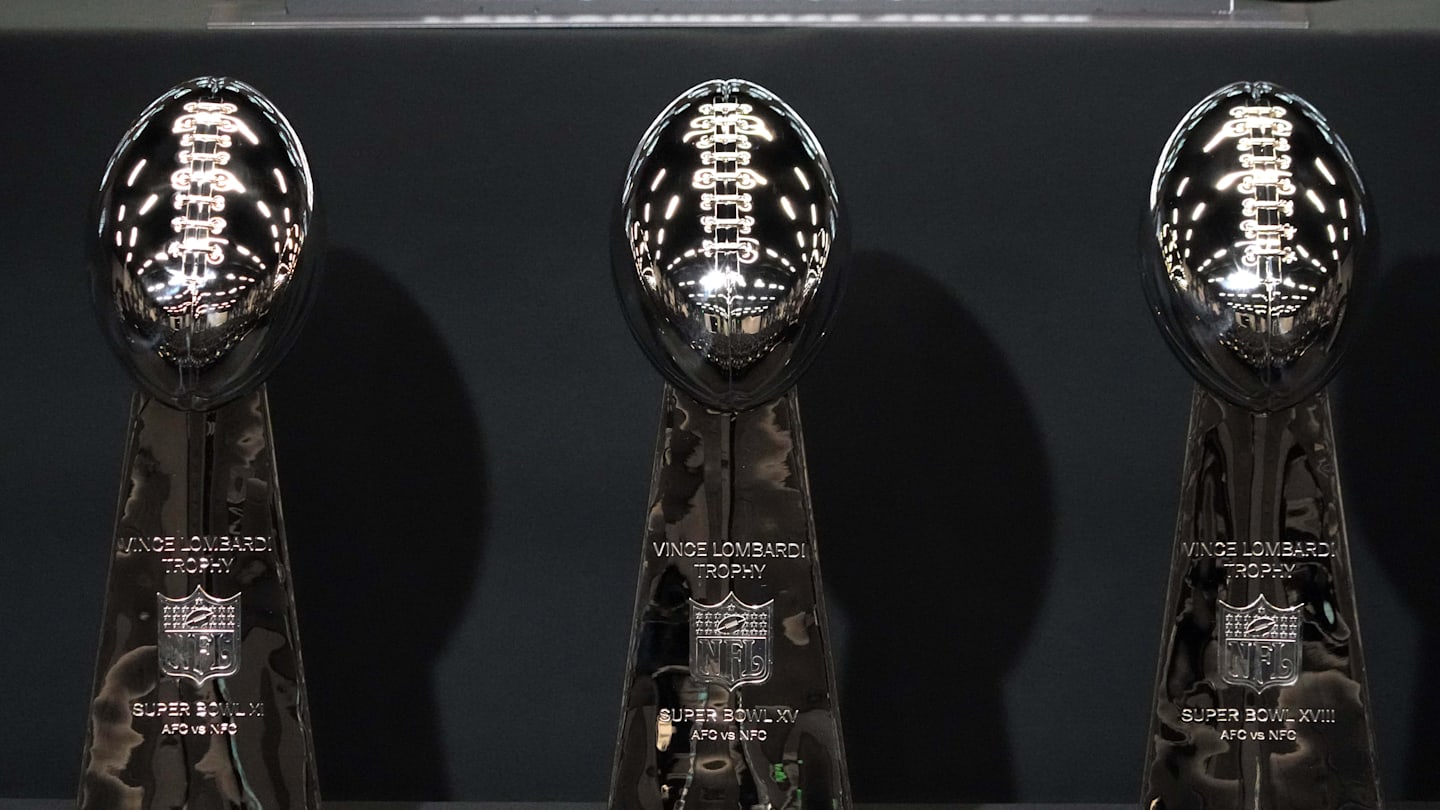 NFL Great Disrespects Packers Legend With Lombardi Trophy Suggestion