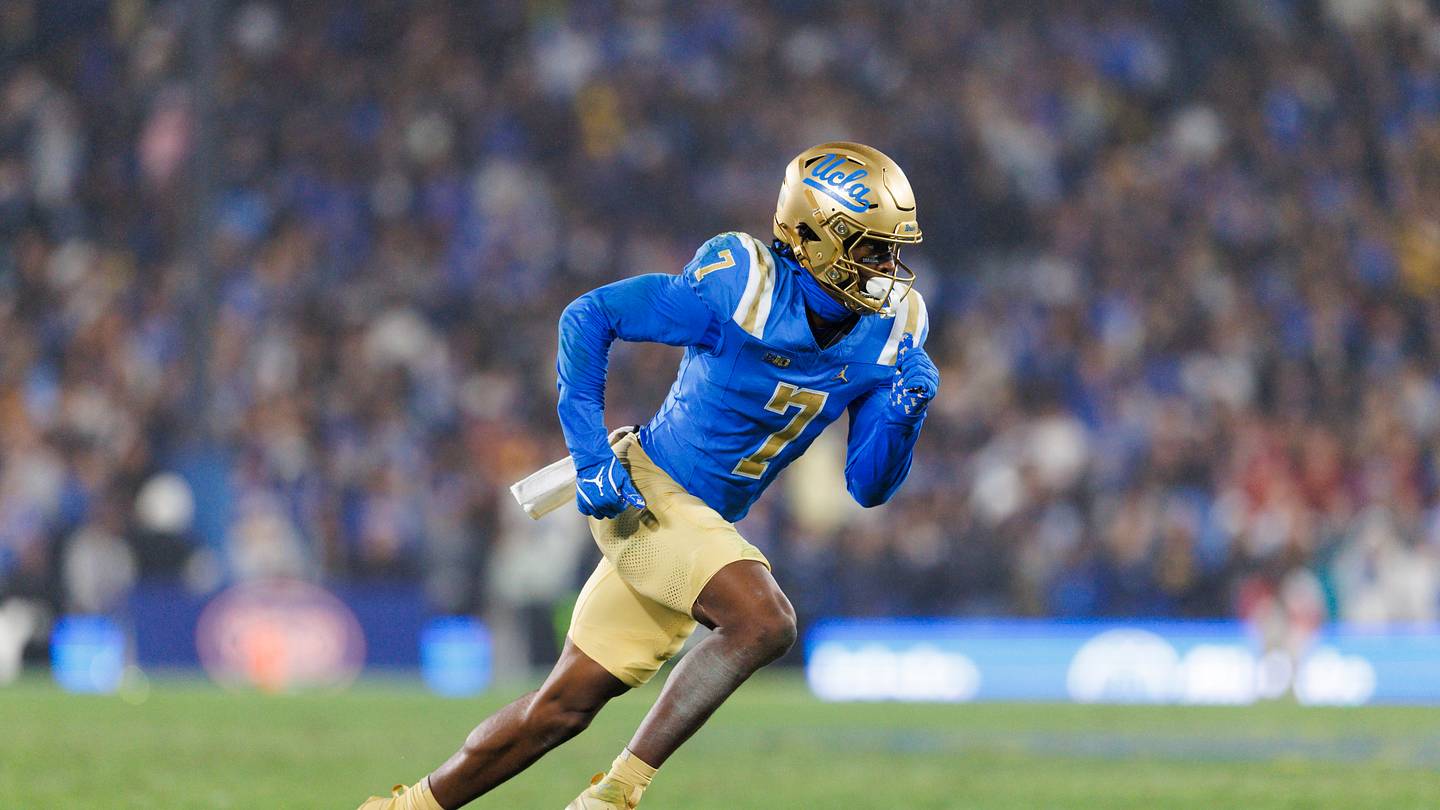 Georgia set to host UCLA transfer WR days after visit to Florida