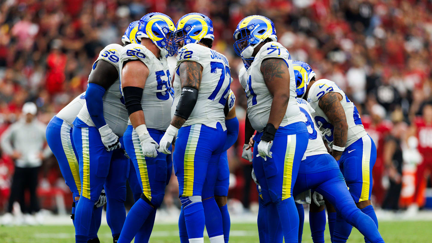 Who are the announcers and referees for the Cardinals vs. the Rams today?