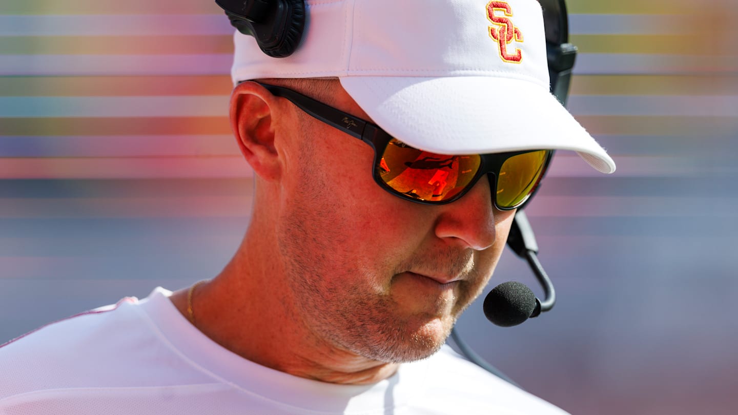 Did Lincoln Riley just tell a blatant lie to USC football fans?
