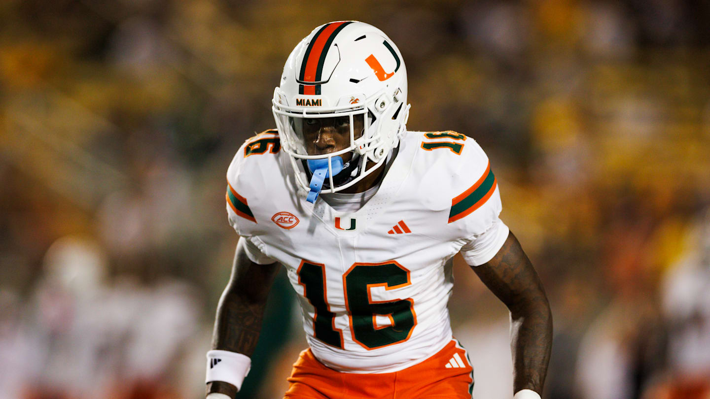 Miami football 2025 outgoing defensive transfer portal roster tracker