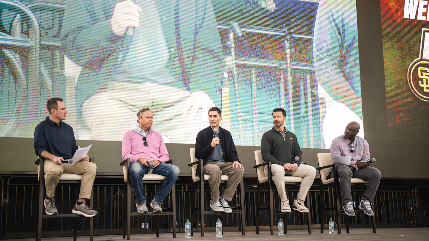 Padres ownership offers reassurance to fans ahead of Opening Day