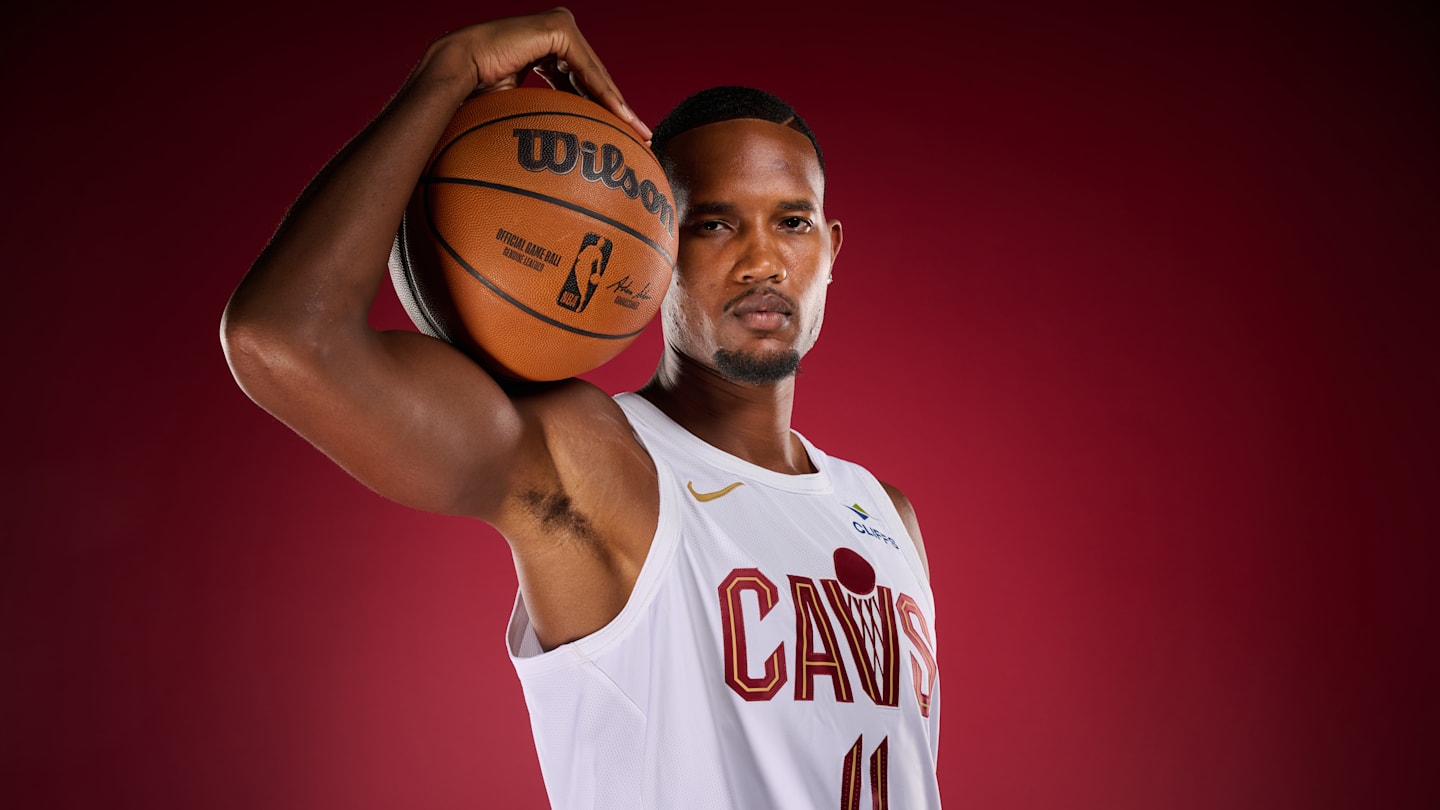 Cavaliers star Evan Mobley’s one-of-a-kind game draws wild player ...