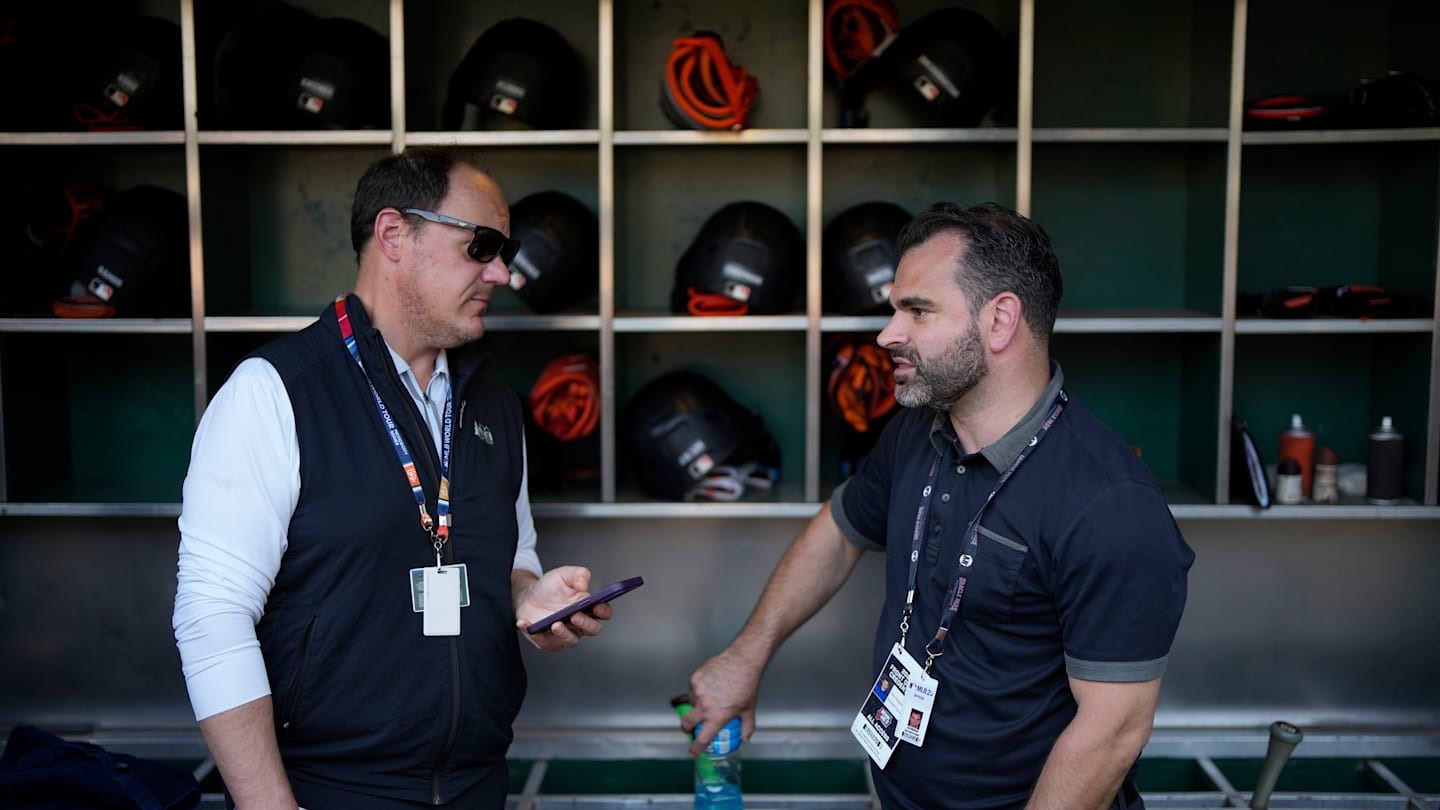 SF Giants GM Zack Minasian evades question on Bob Melvin's job security