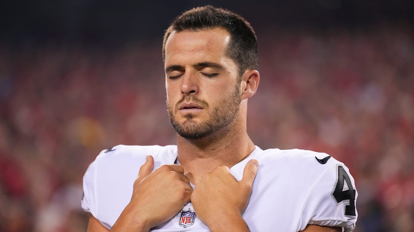 Derek Carr says Arrowhead tested him more than any stadium in the NFL