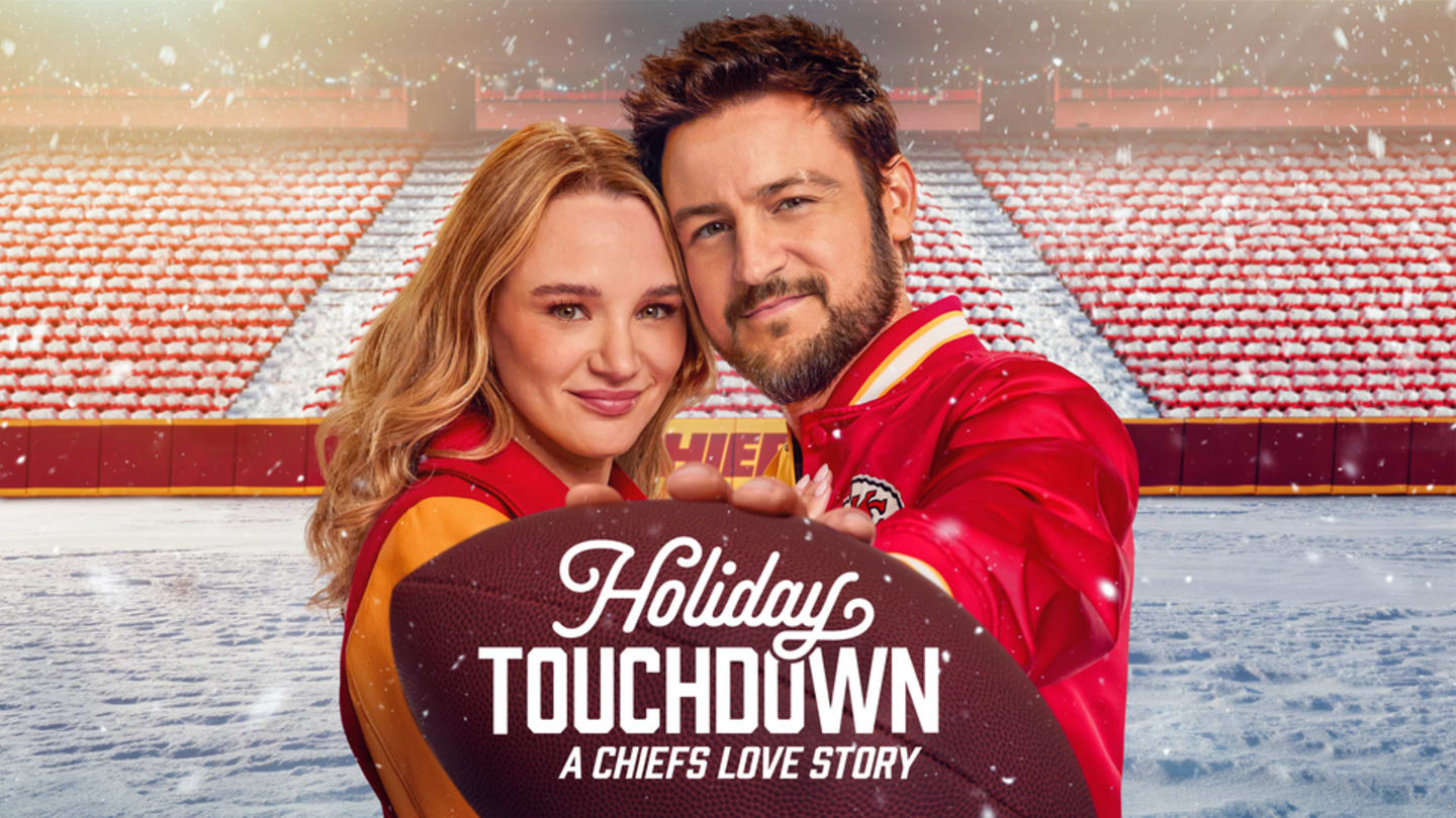 Holiday Touchdown: A Chief's Love Story star Hunter King talks football ...