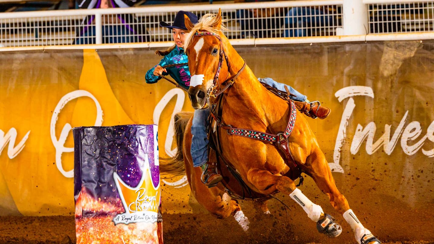 Youth Barrel Racing Phenom Tops Fizz Bomb Classic and Breaks Arena Record