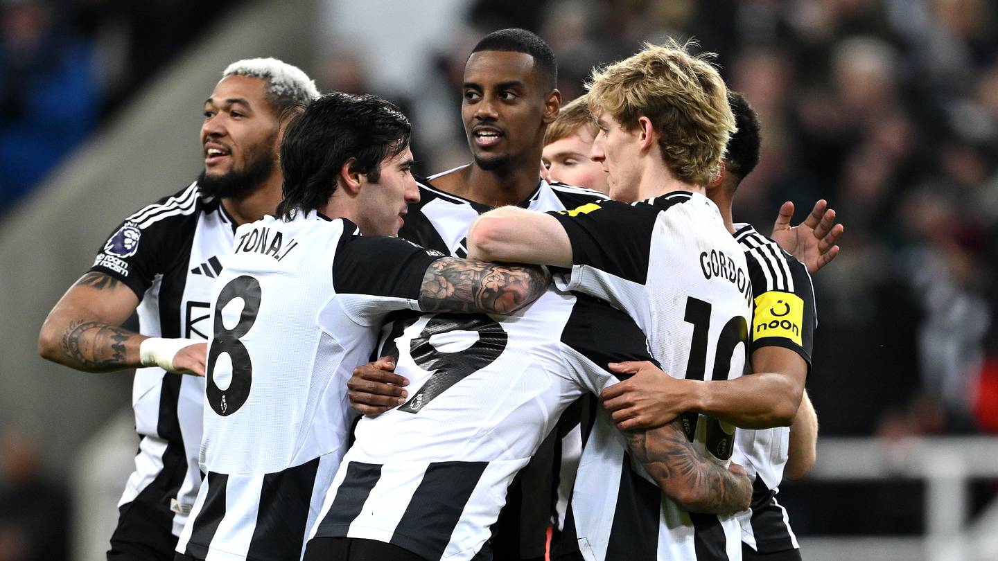 Alexander Isak fires Newcastle to all-time record-equalling win