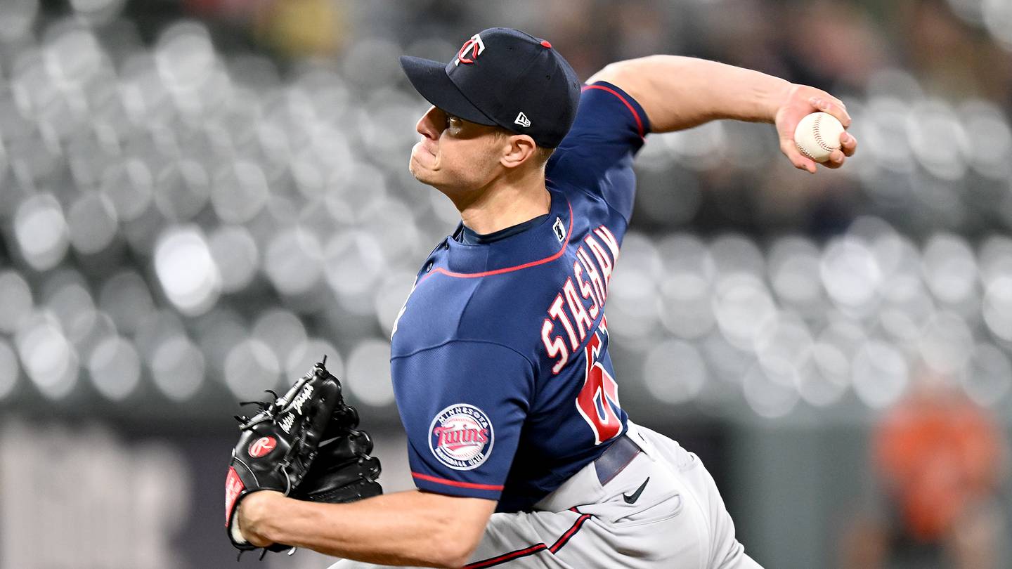 Phillies sign former promising Twins reliever to minor-league contract