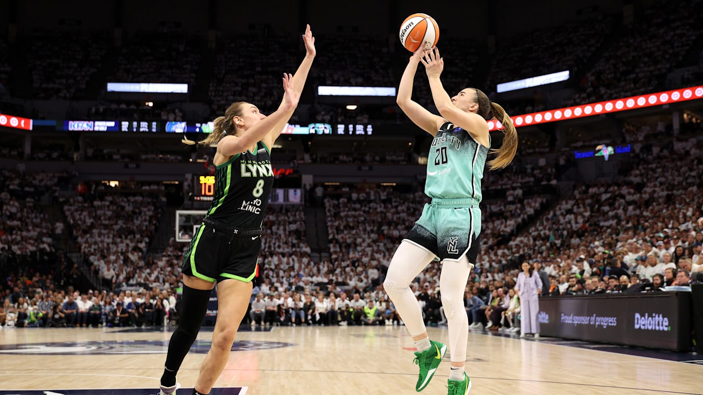 Sabrina Ionescu has always been her: Former Duck hits game-winner in ...